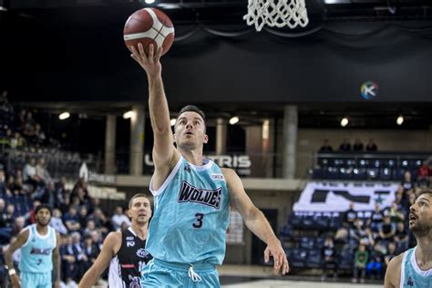 Kėdainiuose Naujos Komandos Premjera Lkl „wolves“ Debiutavo Sunkia
