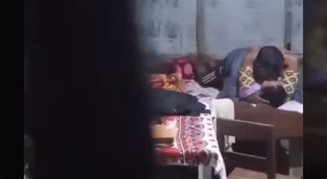 Desi Indian Mom Village Sex