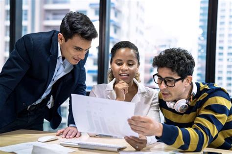 How To Grow Your Business Amid A Recession With Lead Generation