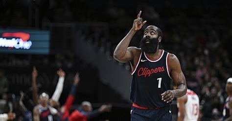 Nba 역사상 최초 하든 5개 팀에서 모두 40점 대기록 달성