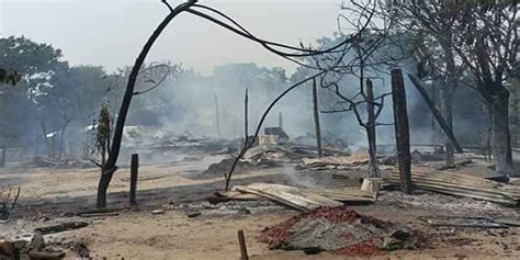 Dvb ရေစကြိုတွင် တိုက်ပွဲဖြစ်၊ စစ်တပ်က မီးရှို့သဖြင့် ရေလယ်ကျွန်းဒေသ နေအိမ် ၁၀၀ ကျော် ဆုံးရှုံး