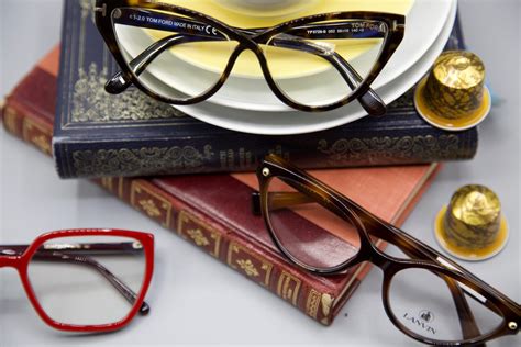 Top Struggles That People Who Wear Glasses Can Relate To David Paul