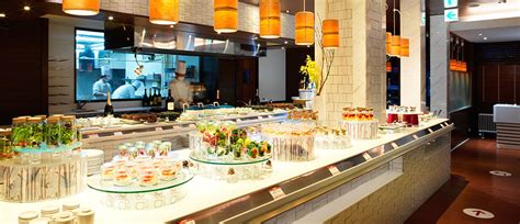 Buffet Restaurant Amam Lake Shikotsu Tsuruga Resort Spa Mizu No Uta