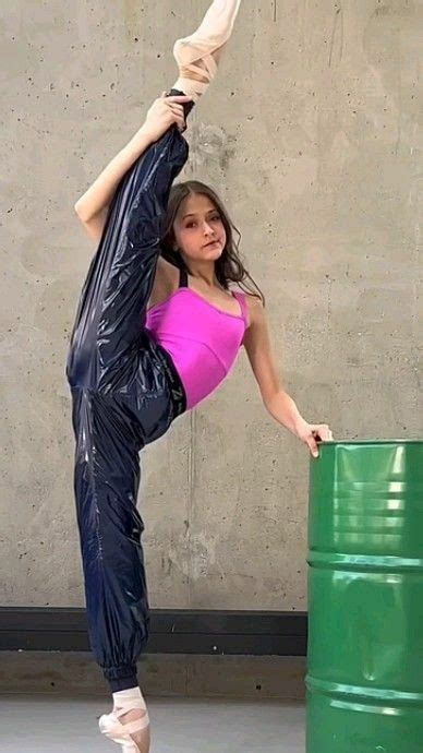 Yana Chirkina Gymnastic Dance Warm Up Gymnastics Dance Photography