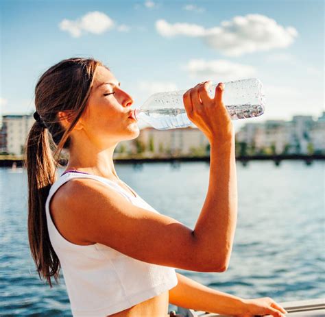 Trinken So erkennt dein Körper dass du genug getrunken hast WELT