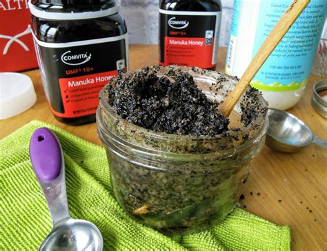 This Diy Energizing Manuka Honey Coffee Facial Scrub Smells So Good