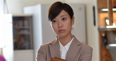 今夜「鍵のかかった部屋」特別編！物語は榎本が姿を消して半年後｜シネマトゥデイ