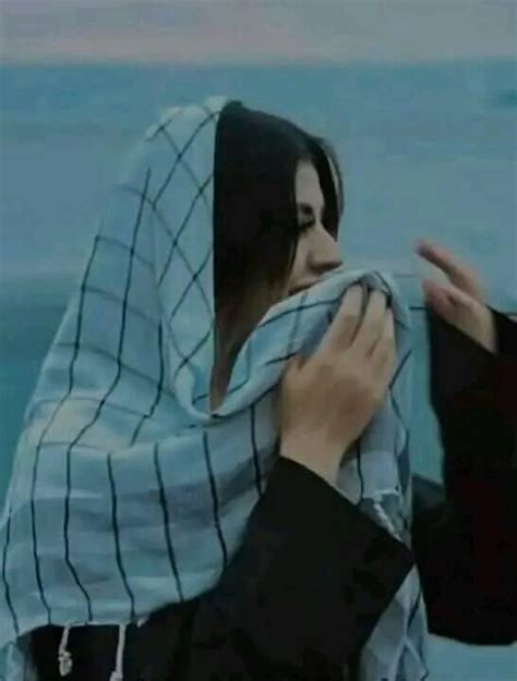 شماره دختران وزنان Facebook