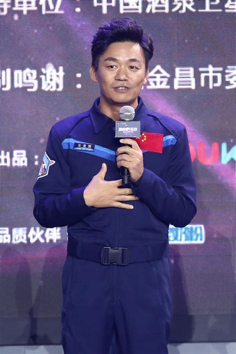 王宝强吐槽张雨绮：事儿太多！不想和她一组！ 搜狐大视野 搜狐新闻