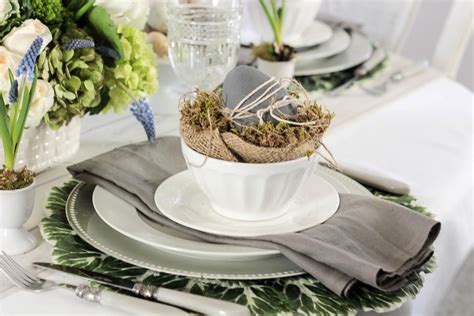 Shabby Sweet Cottage Neutral Easter Table