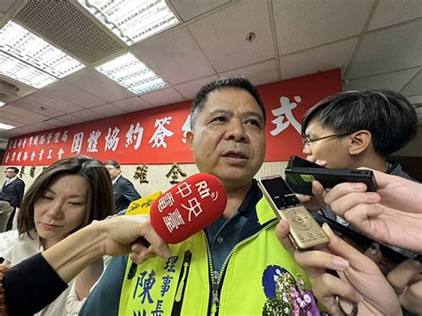 台鐵與工會續簽團協（2）圖 中央通訊社 Line Today