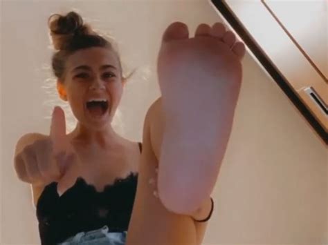 Giantess POV SFX ThisVid Com Giantess POV SFX ThisVid Com