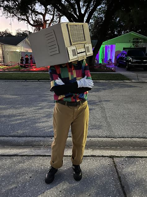 Dhmis Colin Cosplay