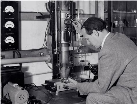 First Scanning Tunneling Microscope