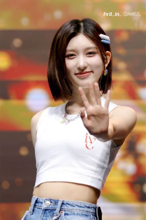 Ghim Của Chae Trên Idol