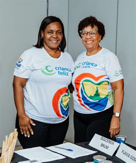 COMITÊ GESTOR DO PROGRAMA CRIANÇA FELIZ TOMA POSSE EM MAGÉ Prefeitura Municipal de Magé