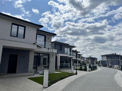 Къща с две спални Sunrise Двуетажна къща 112 кв м Обзаведена Къщи под наем Поморие П