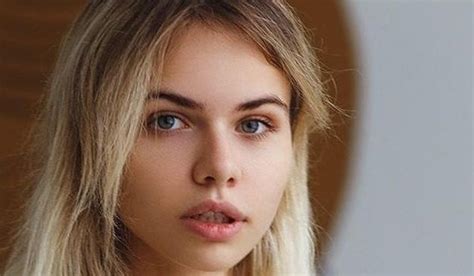 Alex Lolly Bio Age Height Models Biography