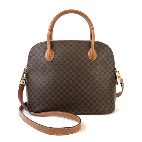 セリーヌの新作トリオンフとマカダムの違いと買取相場 新着情報名古屋市昭和区のリサイクル・買取ショップ 大進洋行