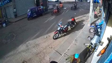 San Miguel Cámaras De Videovigilancia Registraron El Robo De Una Moto