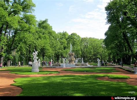 Grand Parterre - Saint Petersburg