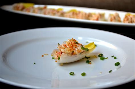 Hardly Housewives Healthy Crab Cakes