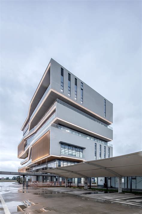 No 5 Research Building Of Dongguan Shuixiang Science And Technology Innovation Center By Sldic