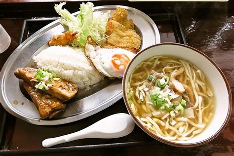 沖縄県那覇市『高良食堂』aランチ800円のボリューム感よ＠メニュー写真あり Food News フードニュース