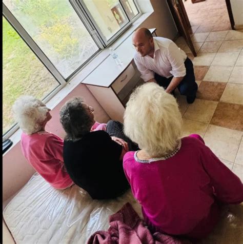 Потресаващи разкрития за домовете на смъртта в село Ягода Хора открити в локви кръв и без