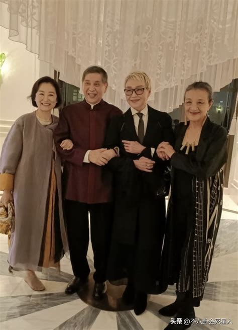 看了69岁林青霞的素颜照，才知道不扮嫩不 暴露”也是一种优雅 360娱乐，你开心就好