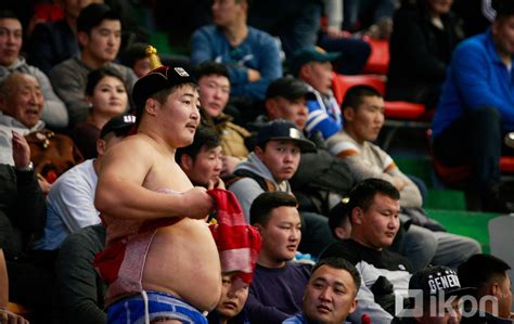 ФОТО Чансаа өндөр 128 бөхийн барилдаанд улсын начин Д Анар түрүүллээ