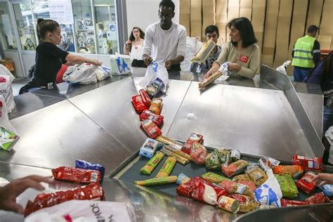 Campanha do Banco Alimentar recolheu mais de 600 toneladas de alimentos Portugal SÁBADO