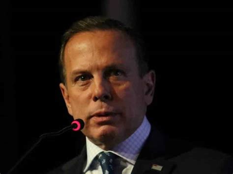 Coronavírus governo de SP decreta quarentena a partir desta terça