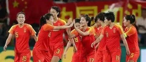 太棒了！中超赛场，江苏无锡女足6比0大胜对手，她们的努力大家都看的到！吴澄舒邵子钦图片