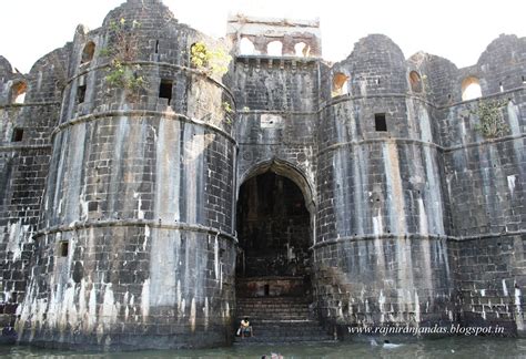 Tales Of A Nomad Murud Janjira The Impregnable Fort