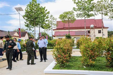 លោក គួច ចំរើន ពិនិត្យទីតាំងសាងសង់គិលានុបដ្ឋាន