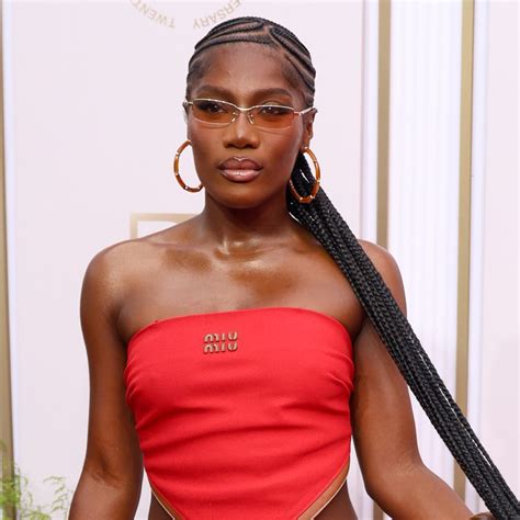 Kesha Switches Tik Tok Lyrics To F P Diddy Marie Claire