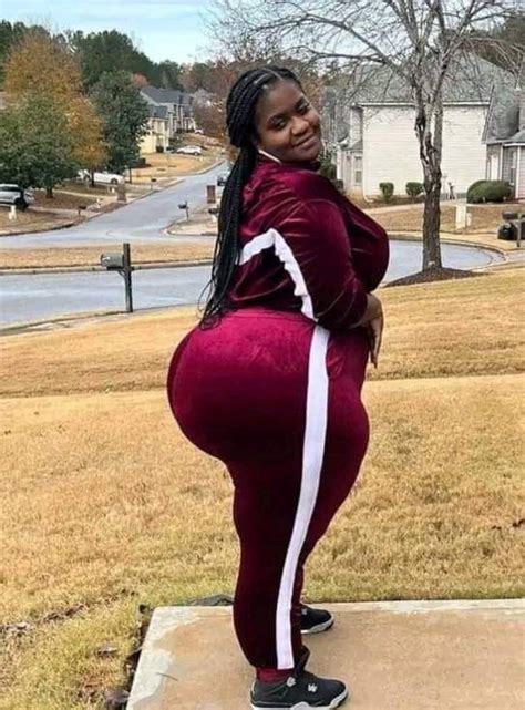 Pin By Tracy Turner On Copious Beauty Curvy Women Jeans Curvy Women