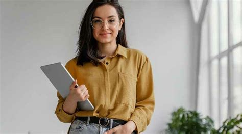 Mulheres Ocupam Cada Vez Mais Espaço No Mercado Financeiro Ouro Verde