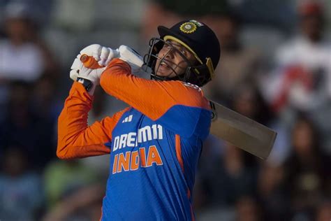Yashasvi Jaiswal Wont Let Him Breathe Aakash Chopra Highlights