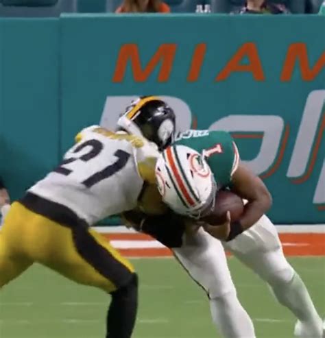Dolphins Tua Tagovailoa On How He Shouldnt Be Running Head First Into