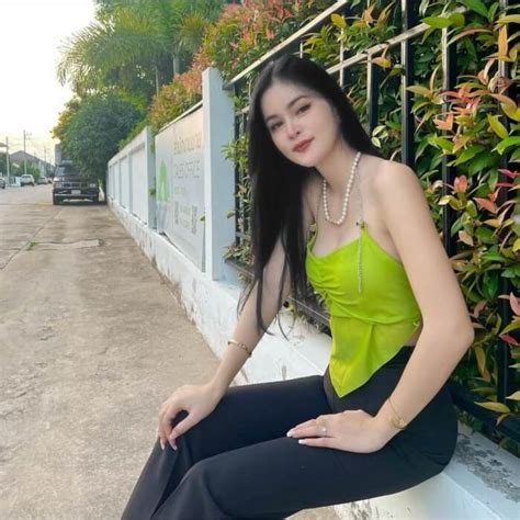 เอ๋ มิรา ฟาดน้องขูดมะพร้าว พูดได้ไง ไม่รู้เป็นผัวเมียกัน เตือนสาบาน