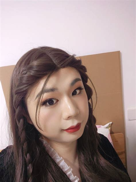 人妖馨儿 on Twitter 因为一些原因要离开大家一段时间了不知道退了多少次了真是又菜又爱玩很感谢大家一直以来的陪伴感谢妈妈