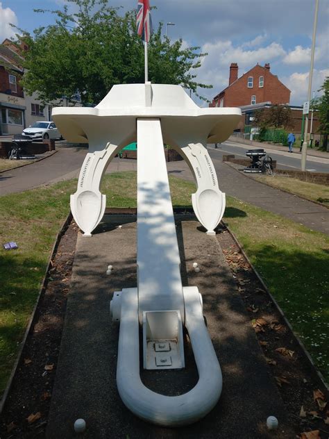 Replica Of Titanics Anchor In Netherton West Midlands R Titanic