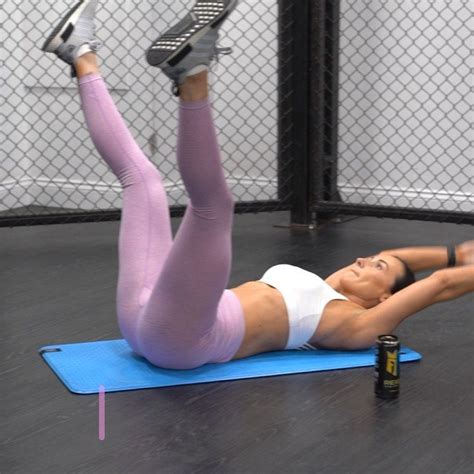 Lisa Workout Videos 💪🏼🇬🇧 Sur Instagram Absss Tag A Friend And