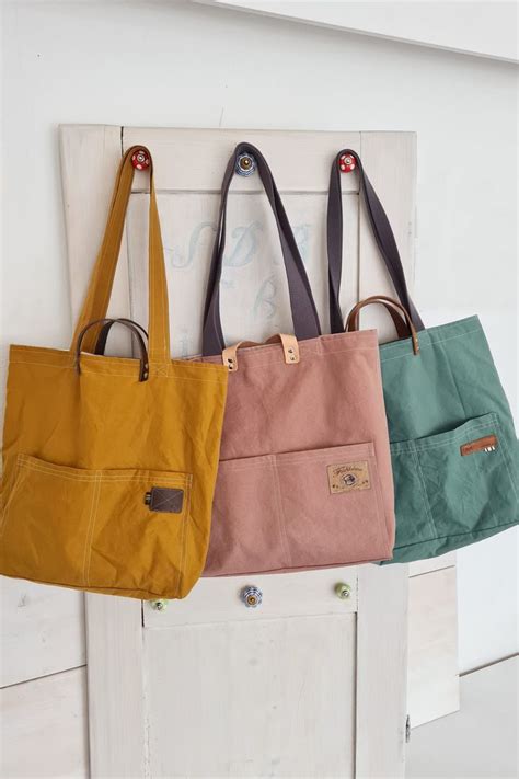 Einkaufstasche nähen aus Oilskin und Canvas kostenlose Nähanleitung