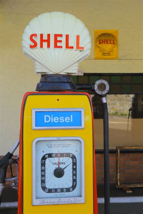 Shell Petrol Station Uk Stock Photos Free Royalty Free Stock Photos
