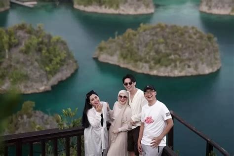 Piaynemo Raja Ampat Petualangan Menuju Surga Karst Di Tengah Laut Biru