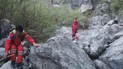 上海驴友徒步穿越秦岭失联超一周，直击搜救现场暖心帧澎湃新闻 The Paper