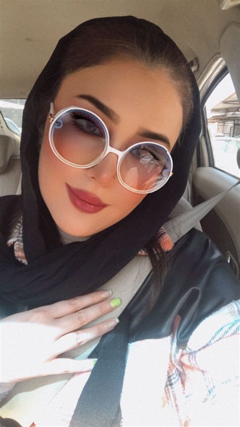 هرکی تو اینستا فالوم کرده زیر این پست اعلام حضور کنه بک بدم😍